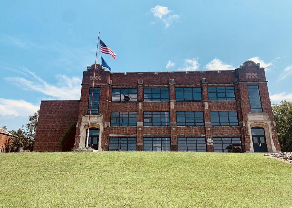 Casey Jones Distillery | Kentucky Bourbon Trail®